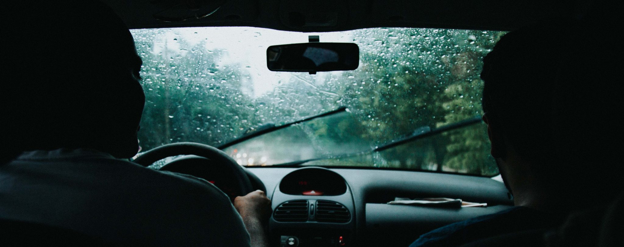 How to Clean Wiper Blades & Protect Them | Motor Aspects